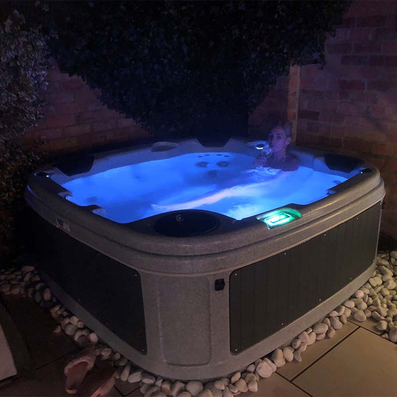RotoSpa DuraSpa S160 Hot Tub - A Couple Wellness Retreat