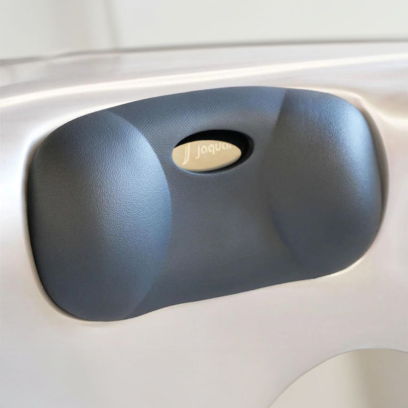 Jaquar Breva Spa - A Five-Seater Hot Tub for Ultimate Relaxation