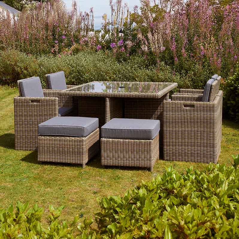 Wentworth 8 Seater Cube Dining Set - Elegant & Practical